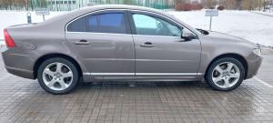 Brown Volvo S80 2007 in Vilnius, with an engine capacity of 2.40 L and mileage of 377 thousand km for 2750 €, photo 6 on AUTOMOTO.COM.LV