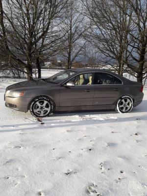 Brown Volvo S80 2007 in Riga, with an engine capacity of 2.40 L and mileage of 467 thousand km for 2500 €, photo 4 on AUTOMOTO.COM.LV