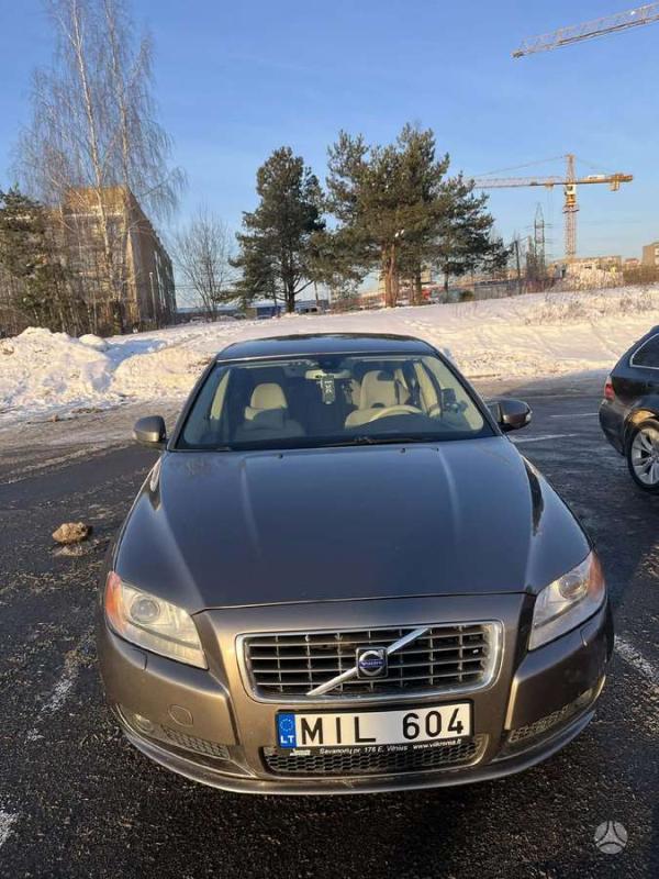 Brown Volvo S80 2007 in Vilnius, with an engine capacity of 3.19 L and mileage of 237 thousand km for 4500 €, photo 2 on AUTOMOTO.COM.LV