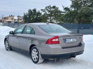 Brūns Volvo S80 2007 Viļņa, ar dzinēja tilpumu 2.40 L un nobraukumu 330 tūkst. km par 3300 €, foto 5 vietnē AUTOMOTO.COM.LV