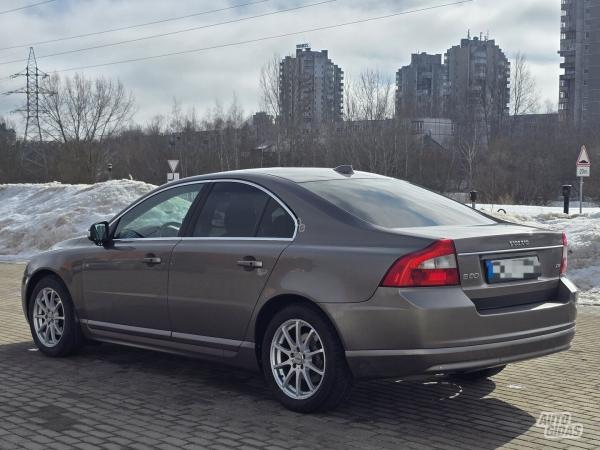 Brūns Volvo S80 2007 Viļņa, ar dzinēja tilpumu 2.40 L un nobraukumu 488 tūkst. km par 2350 €, foto 6 vietnē AUTOMOTO.COM.LV