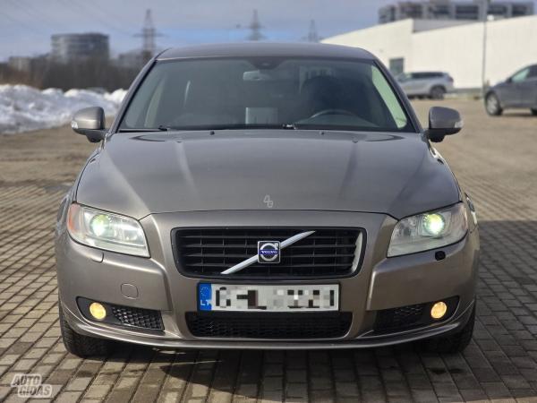 Brūns Volvo S80 2007 Viļņa, ar dzinēja tilpumu 2.40 L un nobraukumu 488 tūkst. km par 2350 €, foto 7 vietnē AUTOMOTO.COM.LV