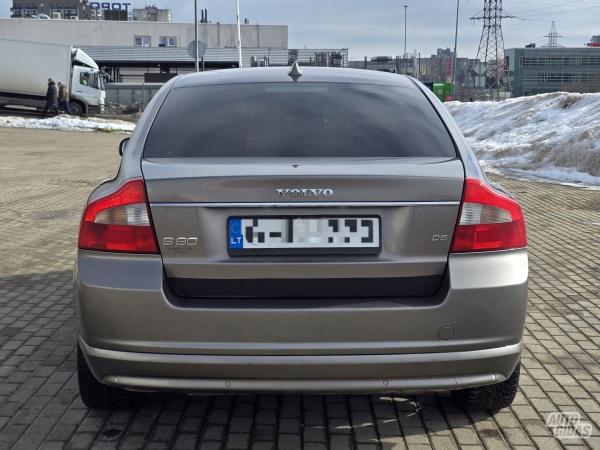 Brūns Volvo S80 2007 Viļņa, ar dzinēja tilpumu 2.40 L un nobraukumu 488 tūkst. km par 2350 €, foto 8 vietnē AUTOMOTO.COM.LV