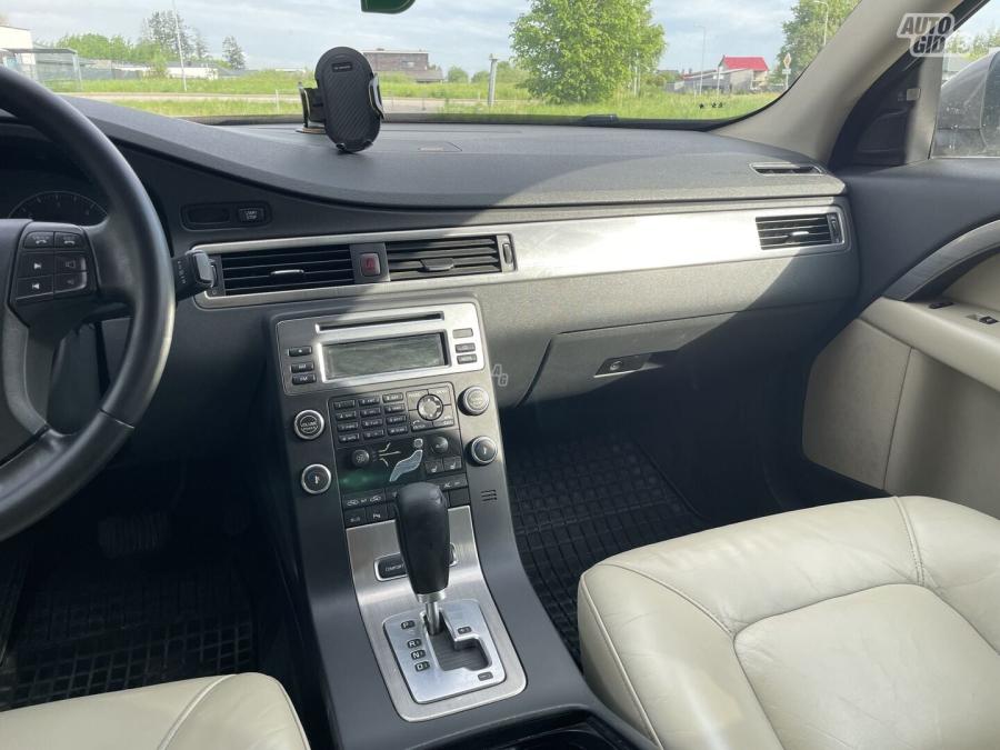 Brown Volvo S80 2007 in Alytus, with an engine capacity of 2.40 L and mileage of 350 thousand km for 3200 €, photo 12 on AUTOMOTO.COM.LV
