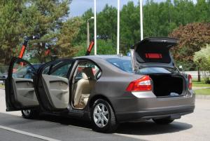 Brūns Volvo S80 2007 Rīga, ar dzinēja tilpumu 2.40 L un nobraukumu 275 tūkst. km par 3390 €, foto 9 vietnē AUTOMOTO.COM.LV