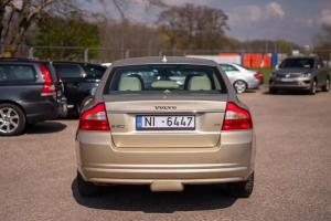 Brūns Volvo S80 2007 Liepāja, ar dzinēja tilpumu 2.40 L un nobraukumu 0 tūkst. km par 4250 €, foto 4 vietnē AUTOMOTO.COM.LV