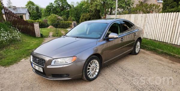 Brown Volvo S80 2007 in Madona, with an engine capacity of 2.50 L and mileage of 279 thousand km for 2808 €, photo 1 on AUTOMOTO.COM.LV