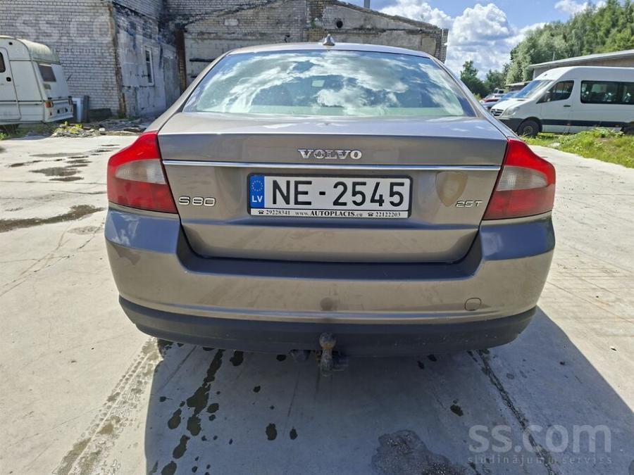 Brūns Volvo S80 2007 Rīga, ar dzinēja tilpumu 2.50 L un nobraukumu 250 tūkst. km par 1650 €, foto 5 vietnē AUTOMOTO.COM.LV