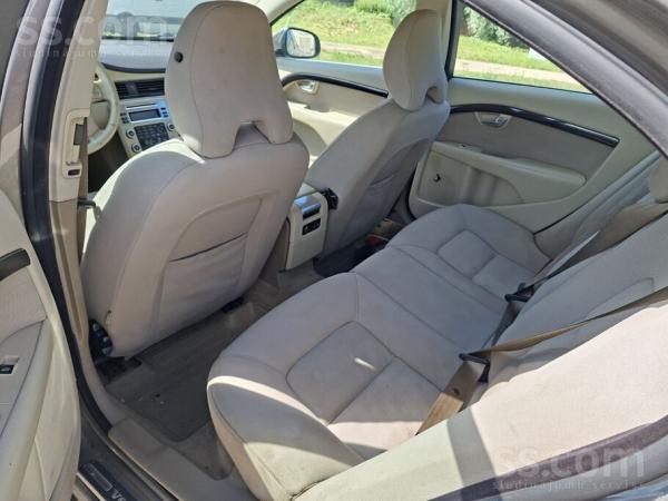 Brūns Volvo S80 2007 Rīga, ar dzinēja tilpumu 2.50 L un nobraukumu 250 tūkst. km par 1650 €, foto 8 vietnē AUTOMOTO.COM.LV