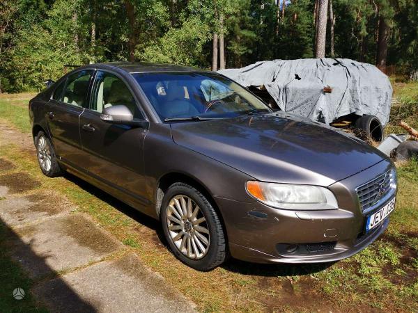 Brown Volvo S80 2007 in Kazlu Ruda, with an engine capacity of 3.19 L and mileage of 394 thousand km for 3000 €, photo 5 on AUTOMOTO.COM.LV