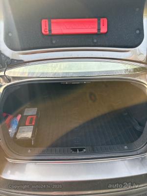 Brūns Volvo S80 2007 Paide, ar dzinēja tilpumu 2.40 L un nobraukumu 302 tūkst. km par 4700 €, foto 7 vietnē AUTOMOTO.COM.LV