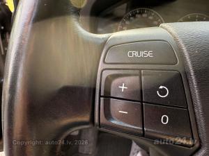 Brūns Volvo S80 2007 Paide, ar dzinēja tilpumu 2.40 L un nobraukumu 302 tūkst. km par 4700 €, foto 15 vietnē AUTOMOTO.COM.LV