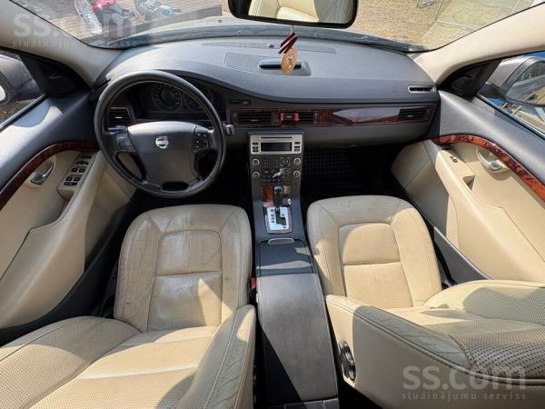 Brūns Volvo S80 2007 Jēkabpils, ar dzinēja tilpumu 2.40 L un nobraukumu 0 tūkst. km par 3000 €, foto 5 vietnē AUTOMOTO.COM.LV