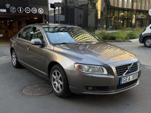 Brown Volvo S80 2007 in Vilnius, with an engine capacity of 2.40 L and mileage of 330 thousand km for 2700 €, photo 5 on AUTOMOTO.COM.LV