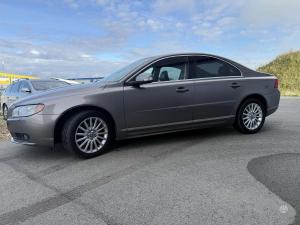 Brown Volvo S80 2007 in Vilnius, with an engine capacity of 2.40 L and mileage of 280 thousand km for 3800 €, photo 6 on AUTOMOTO.COM.LV