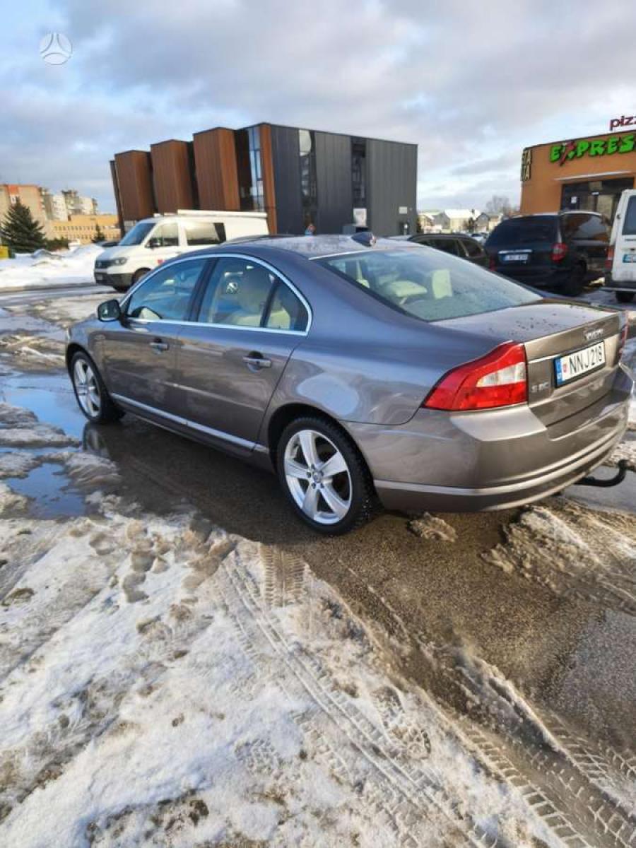Brown Volvo S80 2008 in Kaunas, with an engine capacity of 2.40 L and mileage of 291 thousand km for 4300 €, photo 1 on AUTOMOTO.COM.LV