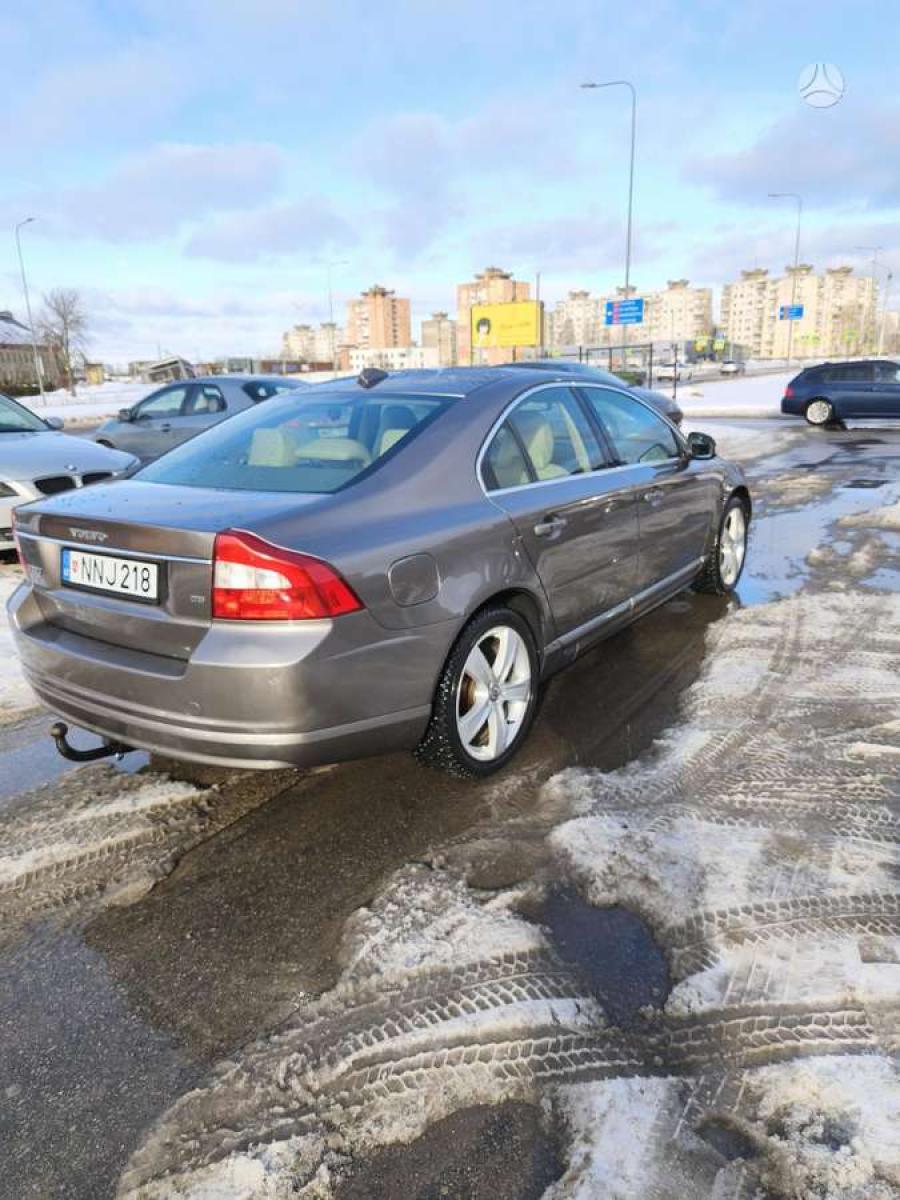 Brown Volvo S80 2008 in Kaunas, with an engine capacity of 2.40 L and mileage of 291 thousand km for 4300 €, photo 2 on AUTOMOTO.COM.LV