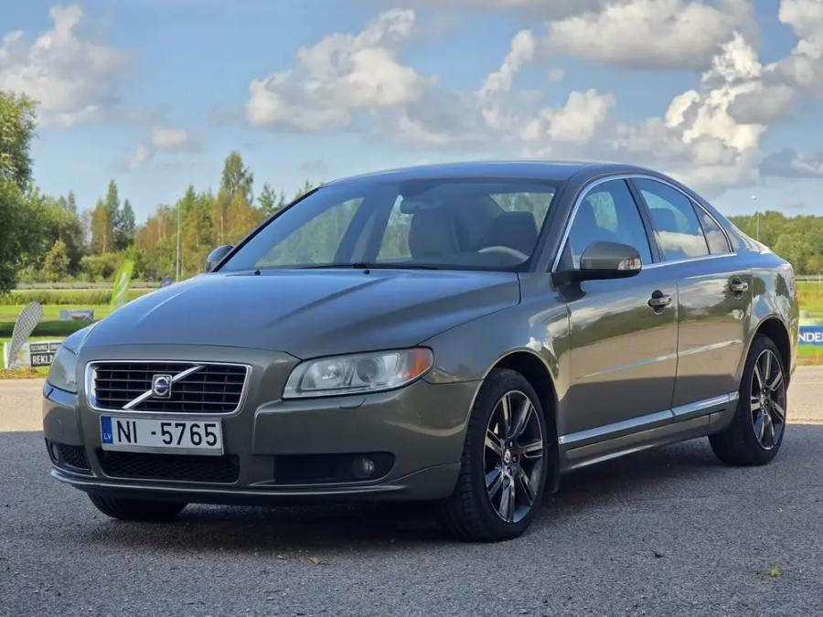 Brūns Volvo S80 2008 Grobiņa, ar dzinēja tilpumu 2.40 L un nobraukumu 330 tūkst. km par 4490 €, foto 1 vietnē AUTOMOTO.COM.LV