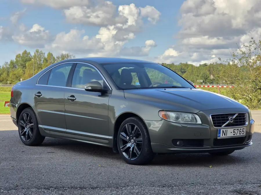 Brūns Volvo S80 2008 Grobiņa, ar dzinēja tilpumu 2.40 L un nobraukumu 330 tūkst. km par 4490 €, foto 7 vietnē AUTOMOTO.COM.LV