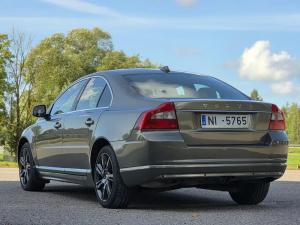 Brūns Volvo S80 2008 Grobiņa, ar dzinēja tilpumu 2.40 L un nobraukumu 330 tūkst. km par 4490 €, foto 13 vietnē AUTOMOTO.COM.LV