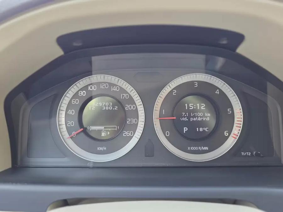 Brūns Volvo S80 2008 Grobiņa, ar dzinēja tilpumu 2.40 L un nobraukumu 330 tūkst. km par 4490 €, foto 25 vietnē AUTOMOTO.COM.LV