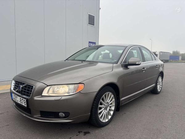 Brown Volvo S80 2008 in Kaunas, with an engine capacity of 2.40 L and mileage of 340 thousand km for 2750 €, photo 3 on AUTOMOTO.COM.LV