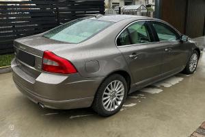 Brown Volvo S80 2008 in Alytus, with an engine capacity of 2.95 L and mileage of 237 thousand km for 3800 €, photo 5 on AUTOMOTO.COM.LV