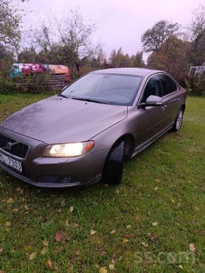Brown Volvo S80 2008 in Riga, with an engine capacity of 2.40 L and mileage of 335 thousand km for 3100 €, photo 1 on AUTOMOTO.COM.LV
