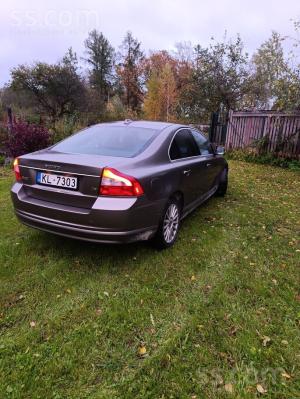 Brūns Volvo S80 2008 Rīga, ar dzinēja tilpumu 2.40 L un nobraukumu 335 tūkst. km par 3100 €, foto 5 vietnē AUTOMOTO.COM.LV