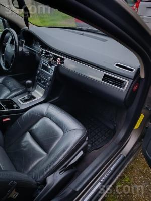 Brūns Volvo S80 2008 Rīga, ar dzinēja tilpumu 2.40 L un nobraukumu 335 tūkst. km par 3100 €, foto 10 vietnē AUTOMOTO.COM.LV