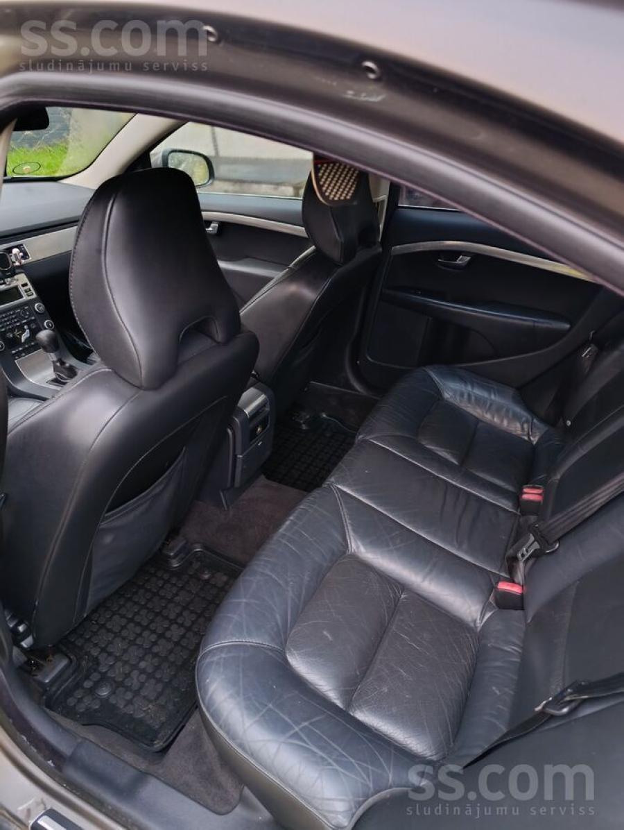 Brūns Volvo S80 2008 Rīga, ar dzinēja tilpumu 2.40 L un nobraukumu 335 tūkst. km par 3100 €, foto 11 vietnē AUTOMOTO.COM.LV