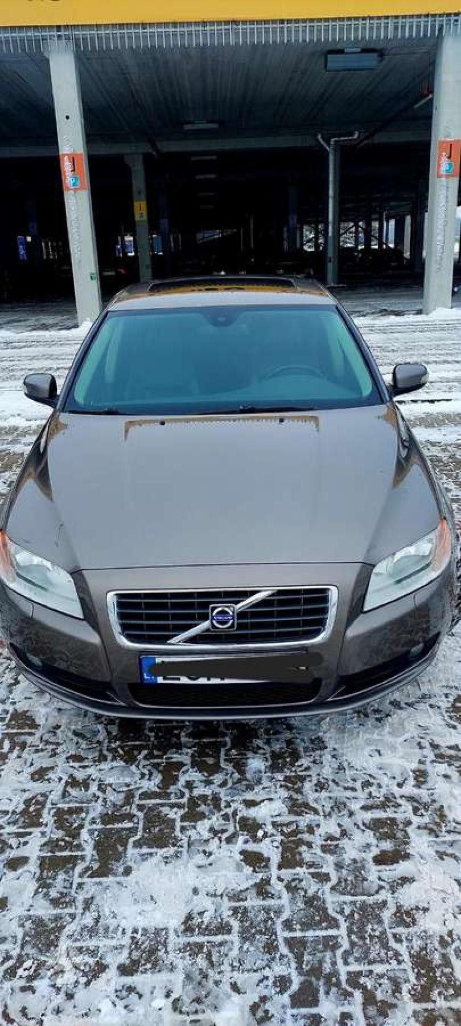 Brūns Volvo S80 2009 Viļņa, ar dzinēja tilpumu 3.19 L un nobraukumu 192 tūkst. km par 4200 €, foto 6 vietnē AUTOMOTO.COM.LV