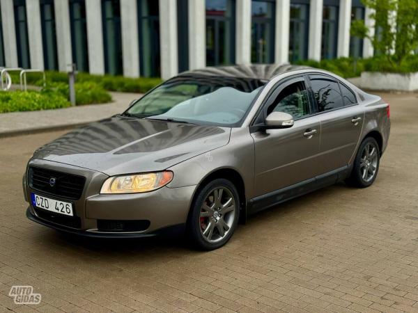Brown Volvo S80 2009 in Vilnius, with an engine capacity of 2.40 L and mileage of 298 thousand km for 3500 €, photo 3 on AUTOMOTO.COM.LV