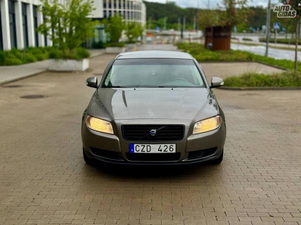 Brown Volvo S80 2009 in Vilnius, with an engine capacity of 2.40 L and mileage of 298 thousand km for 3500 €, photo 7 on AUTOMOTO.COM.LV