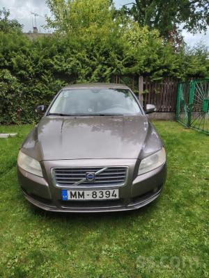 Brown Volvo S80 2009 in Riga, with an engine capacity of 2.40 L and mileage of 305 thousand km for 4000 €, photo 7 on AUTOMOTO.COM.LV
