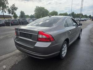 Brown Volvo S80 2010 in Marijampole, with an engine capacity of 1.56 L and mileage of 308 thousand km for 3400 €, photo 10 on AUTOMOTO.COM.LV