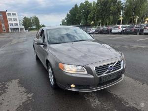 Brown Volvo S80 2010 in Marijampole, with an engine capacity of 1.56 L and mileage of 308 thousand km for 3400 €, photo 16 on AUTOMOTO.COM.LV