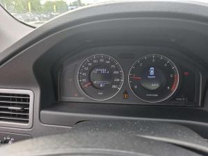 Brown Volvo S80 2010 in Marijampole, with an engine capacity of 1.56 L and mileage of 308 thousand km for 3400 €, photo 18 on AUTOMOTO.COM.LV