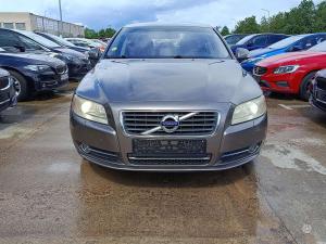 Brūns Volvo S80 2011 Šauļi, ar dzinēja tilpumu 1.56 L un nobraukumu 284 tūkst. km par 4650 €, foto 3 vietnē AUTOMOTO.COM.LV