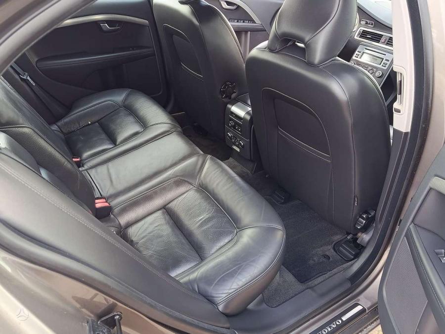 Brūns Volvo S80 2011 Šauļi, ar dzinēja tilpumu 1.56 L un nobraukumu 284 tūkst. km par 4650 €, foto 13 vietnē AUTOMOTO.COM.LV