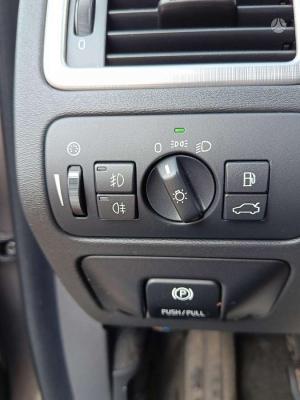 Brūns Volvo S80 2011 Šauļi, ar dzinēja tilpumu 1.56 L un nobraukumu 284 tūkst. km par 4650 €, foto 17 vietnē AUTOMOTO.COM.LV