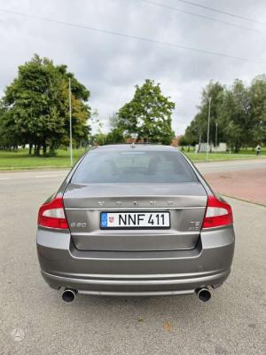Brown Volvo S80 2011 in Klaipeda, with an engine capacity of 3.00 L and mileage of 190 thousand km for 6999 €, photo 6 on AUTOMOTO.COM.LV