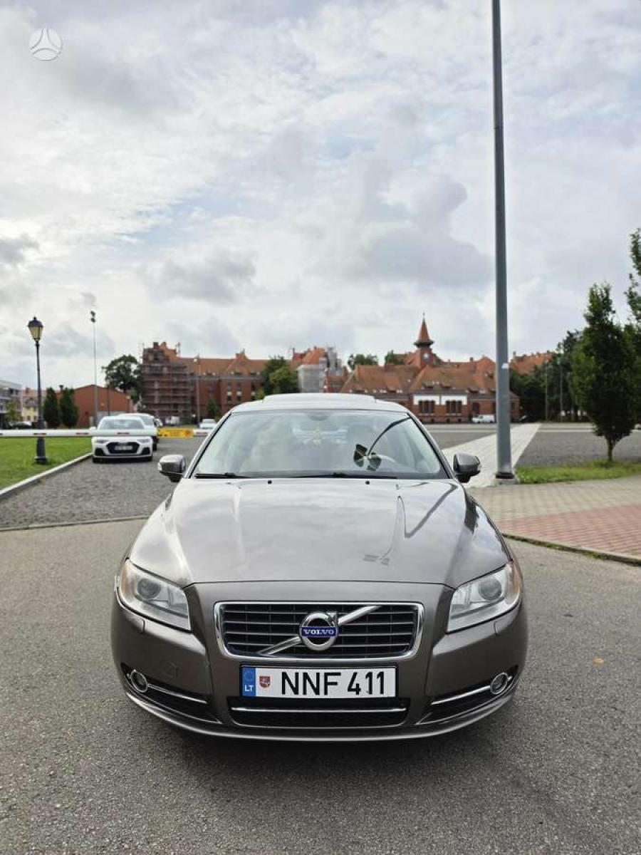 Brown Volvo S80 2011 in Klaipeda, with an engine capacity of 3.00 L and mileage of 190 thousand km for 6999 €, photo 7 on AUTOMOTO.COM.LV