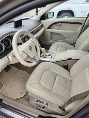 Brown Volvo S80 2011 in Klaipeda, with an engine capacity of 3.00 L and mileage of 190 thousand km for 6999 €, photo 13 on AUTOMOTO.COM.LV