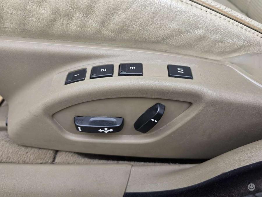 Brown Volvo S80 2011 in Klaipeda, with an engine capacity of 3.00 L and mileage of 190 thousand km for 6999 €, photo 20 on AUTOMOTO.COM.LV