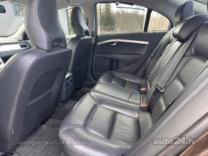 Brown Volvo S80 2012 in Tallinn, with an engine capacity of 2.40 L and mileage of 153 thousand km for 10700 €, photo 7 on AUTOMOTO.COM.LV