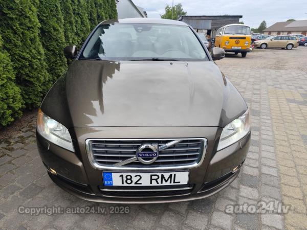 Brūns Volvo S80 2013 Paide, ar dzinēja tilpumu 2.00 L un nobraukumu 253 tūkst. km par 8490 €, foto 2 vietnē AUTOMOTO.COM.LV