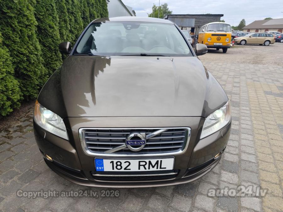 Brown Volvo S80 2013 in Paide, with an engine capacity of 2.00 L and mileage of 253 thousand km for 8490 €, photo 3 on AUTOMOTO.COM.LV