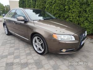 Brown Volvo S80 2013 in Paide, with an engine capacity of 2.00 L and mileage of 253 thousand km for 8490 €, photo 8 on AUTOMOTO.COM.LV