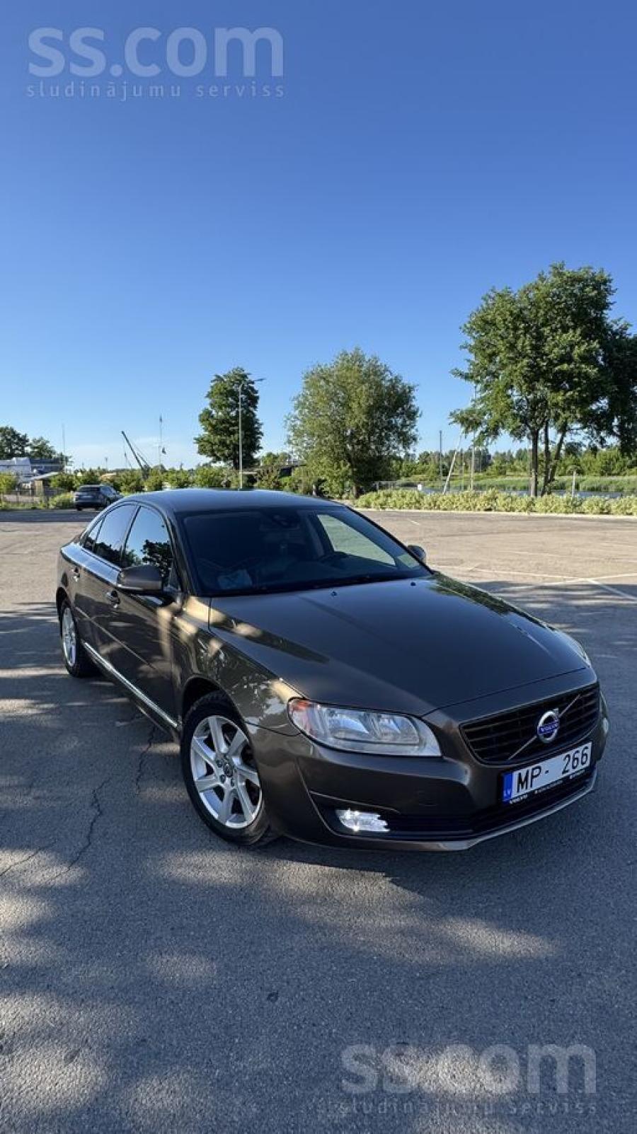 Brown Volvo S80 2013 in Jelgava, with an engine capacity of 2.00 L and mileage of 353 thousand km for 5200 €, photo 1 on AUTOMOTO.COM.LV